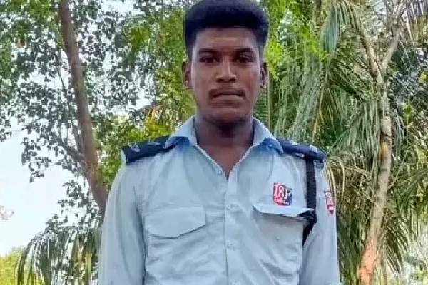 அஜித்குமார் மரணம்: பிரேத பரிசோதனை அறிக்கையில் அதிர்ச்சி - லங்காசிறி நியூஸ்