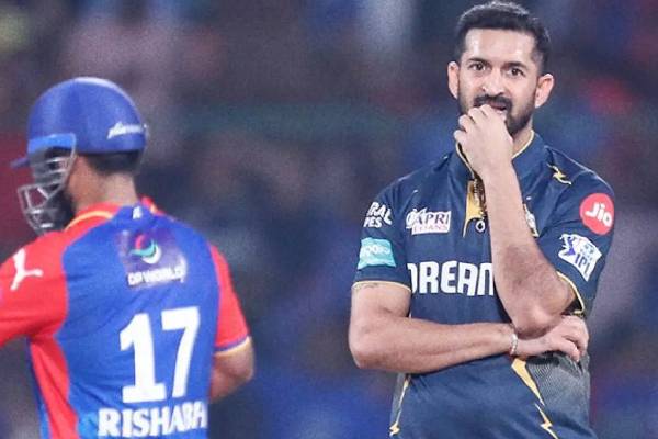 ipl கிரிக்கெட் வரலாற்றில் மிக மோசமான சாதனை படைத்த மோகித் சர்மா ...