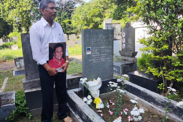 லசந்த விக்ரமதுங்க கொலை செய்யப்பட்டு 14 ஆண்டுகள்-இலங்கையில் கிடைக்காத ...