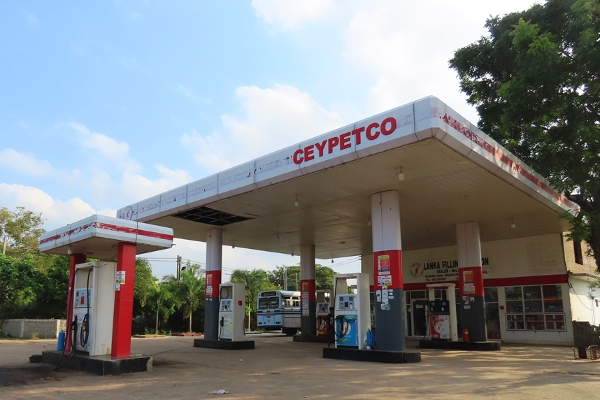 மூன்று நாட்களுக்கு எரிபொருள் இல்லை - பெட்ரோலிய கூட்டுத்தாபனம் அதிரடி ...