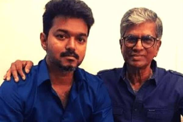 விஜய்யின் அப்பாவின் சொந்த ஊர் மற்றும் அவரது வீட்டை பார்த்துள்ளீர்களா?