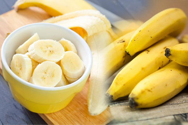 தினமும் வாழைப்பழம் சாப்பிடுவதால் உடலுக்கு என்ன நன்மைகள் கிடைக்கும் ...