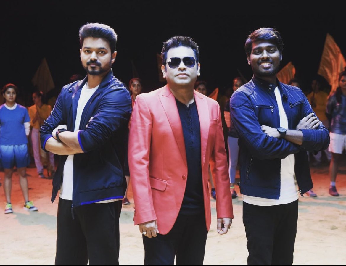 ஏ.ஆர்.ரகுமானுடன் கைகட்டி நிற்கும் தளபதி விஜய், பிகில் ஷூட்டிங் ...