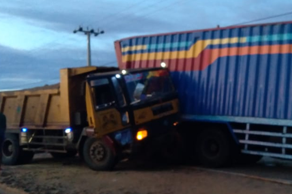 மன்னாரில் இன்று காலை விபத்து (படங்கள்) - ஐபிசி தமிழ்