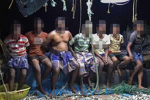 சிறிலங்கா கடற்படையால் 15 இந்திய மீனவர்கள் கைது - ஐபிசி தமிழ்