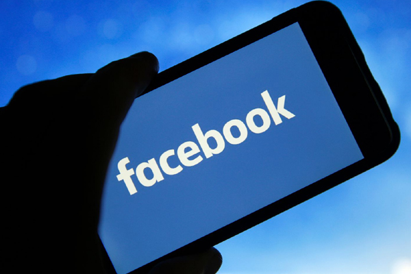 Facebook பாதுகாப்பாக இருக்கணுமா? Profile Lock கட்டாயம் பண்ணிடுங்க - மனிதன்