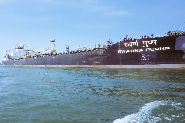 இலங்கை எதிர்நோக்கும் பாரிய நெருக்கடி - கொழும்புக்கு விரைந்த இந்திய ...