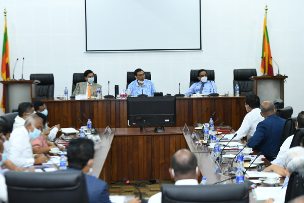 ආයෝජන අවස්ථා හඳුනා ගැනීමට විශේෂ වැඩපිළිවෙළක්.. - ගගන