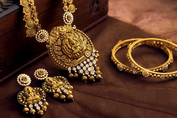 தங்கத்தின் விலையில் இன்று ஏற்பட்டுள்ள மாற்றம் - தமிழ்வின்