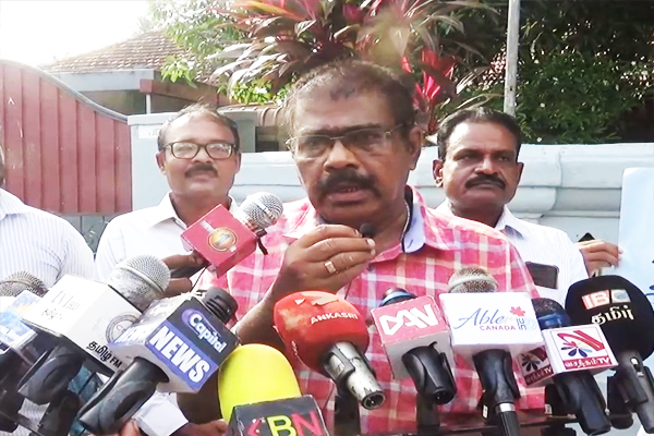 தமிழர்களை காட்டிக்கொடுத்தால் எந்த பெயரிலும் கட்சி அமைக்க முடியுமா ...