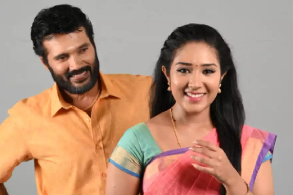 மார்டன் உடையில் ரசிகர்களை மயக்கும் அழகில் விஜய் டிவி சீரியல் நடிகை ...