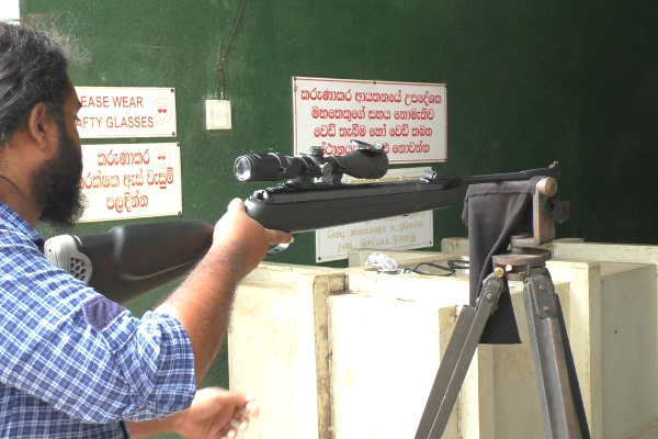 இலங்கை துப்பாக்கிகளுக்கு உலகம் முழுவதும் அதிக கேள்வி! ஒரு கள ஆய்வு ...