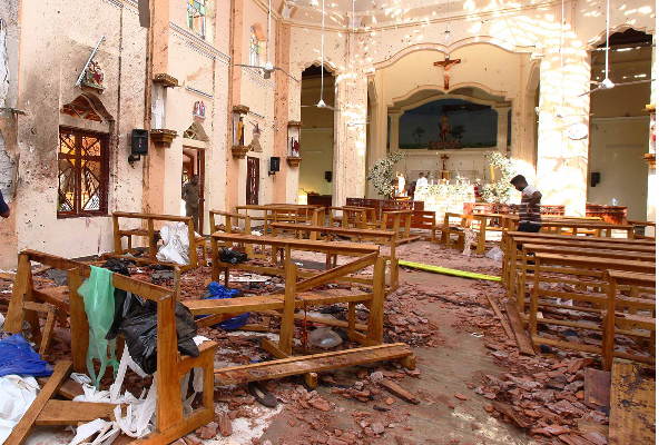 நட்டஈட்டை செலுத்த அன்புக்குரியவர்களின் உதவியை நாடும் மைத்திரி - ஐபிசி தமிழ்