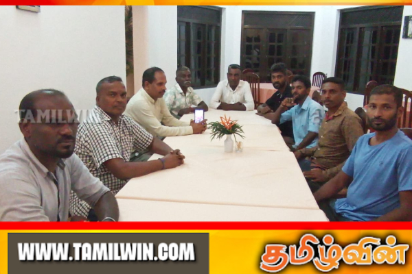 இ.தொ.கா உறுப்பினர்கள் தொழிலாளர் தேசிய சங்கத்தோடு இணைந்தனர் - தமிழ்வின்