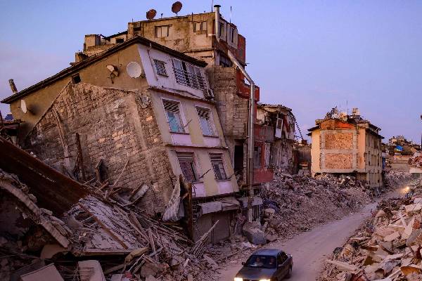 மனிதகுலம் அதை நிறுத்தாவிட்டால்... பாபா வங்காவை அடுத்து பெண் ஒருவரின் ...