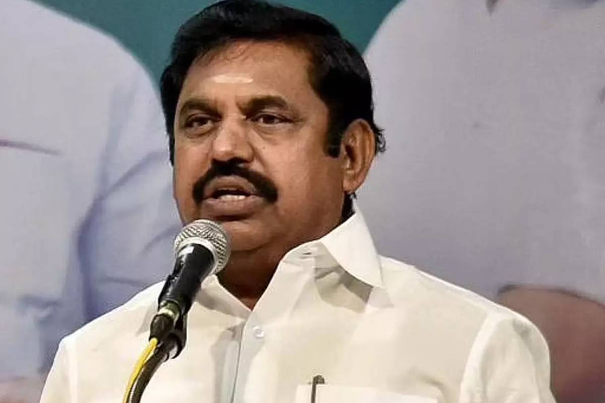 எடப்பாடியார் போட்ட பிச்சையில் வெற்றியை பெற்றுவிட்டு... காட்டமான பதிவு ...