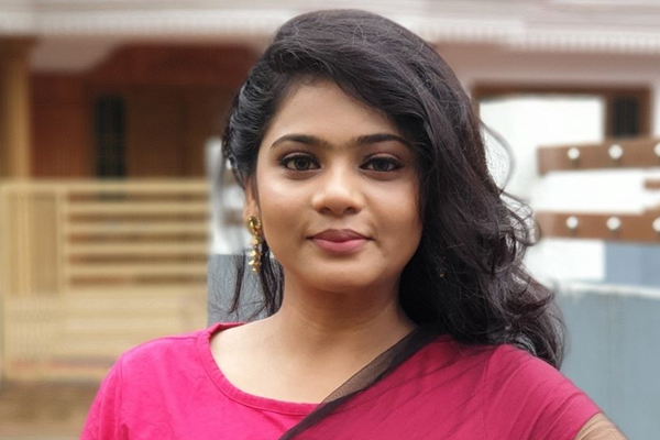 இதை செய்தால் 1 Week-ல 2Kg குறைக்கலாம்! நடிகை Meghana Ellen கூறும் ...