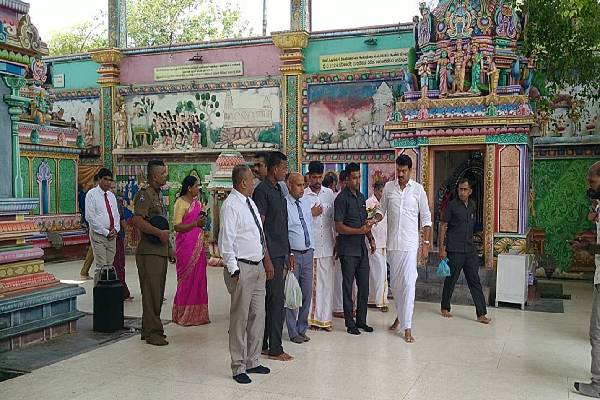 கிழக்கின் புதிய ஆளுநர் திருக்கோணேஸ்வரர் ஆலயத்திற்கு விஜயம்..! - ஐபிசி தமிழ்