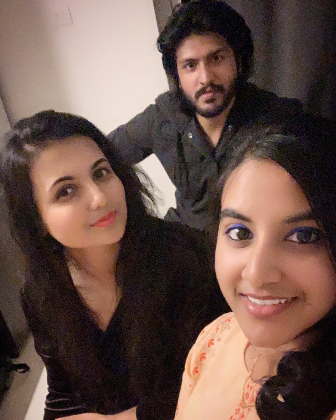 மனைவி உடன் இருக்கும் பிக் பாஸ் சிபி! லேட்டஸ்ட் போட்டோ வைரல் - சினிஉலகம்