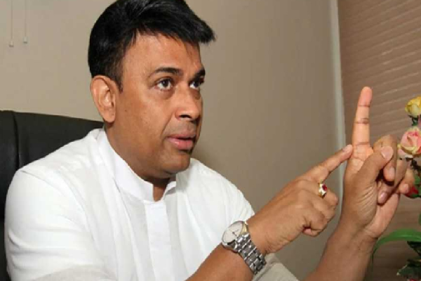 பட்டப்படிப்பை நிறைவு செய்துள்ள ரஞ்சன் ராமநாயக்க - தமிழ்வின்