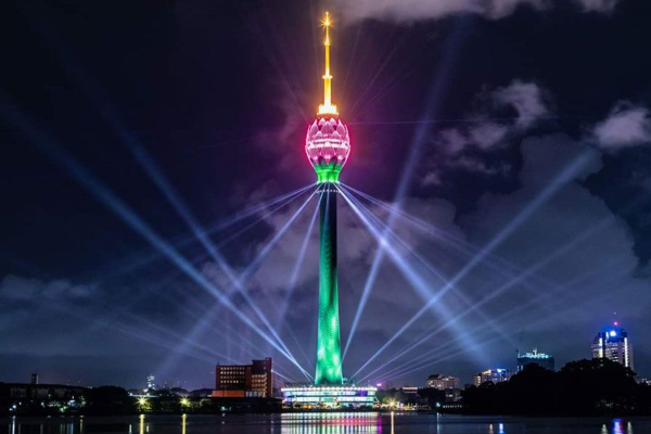 නෙළුම් කුලුන අලුත් වෙයි.. කරන්න යන සුපිරි වැඩේ මෙන්න. - ගගන