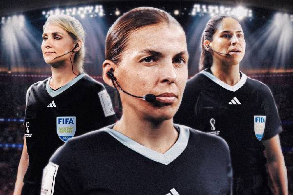 FIFA உலக கோப்பை வரலாற்றில் முதல் முறையாக பெண் நடுவர்கள்: தடைகளை ...