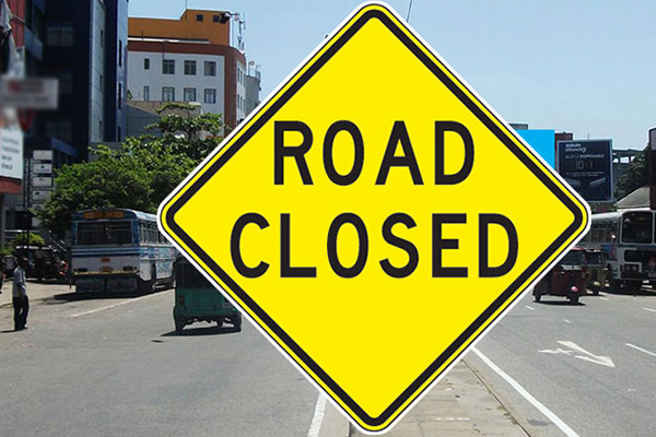 කොළඹ – පුත්තලම ප්‍රධාන මාර්ගයේ ගමනාගමනය සීමා කෙරේ. - ගගන