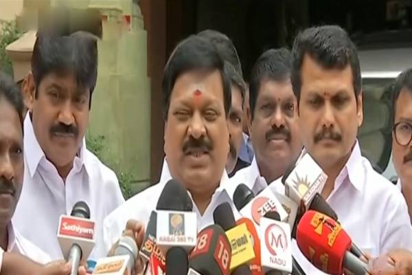 அதிமுகவில் இருந்து விலகி திமுகவில் இணைந்தார் கோவை செல்வராஜ் ...