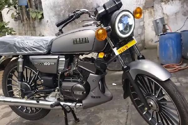 26 ஆண்டுக்கு பின் மீண்டும் வரும் Yamaha RX 100 - பயங்கர குஷியில் ...