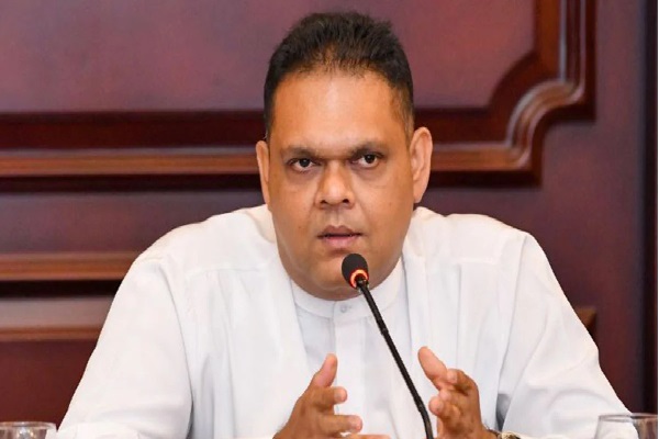 பசிலை விட்டு ரணில் பக்கம் சாய்ந்த மொட்டு அமைச்சர் - ஐபிசி தமிழ்