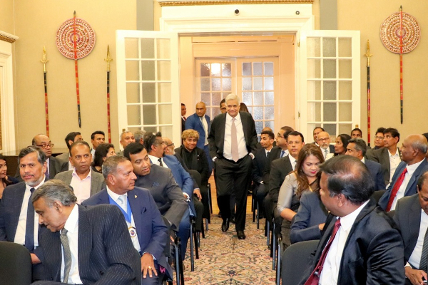 ජනපති හා ඩයස්පෝරාව අතර විශේෂ හමුවක්.. (PHOTOS) - ගගන