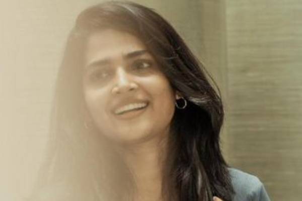 அந்தமாதிரி காட்சியில் நடிக்க வற்புறுத்திய இயக்குனர்! நடிகைக்கு பதில் ...