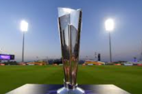 2022 ICC ක්‍රිකට් කණ්ඩායමට ශ්‍රී ලාංකික ක්‍රීඩිකාවක් සහ ක්‍රීඩකයෙක් නම් ...