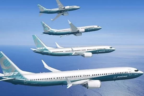 ரஷ்ய கோடீஸ்வரரின் போயிங் 737 விமானத்தை கைப்பற்ற அமெரிக்காவுக்கு அனுமதி ...