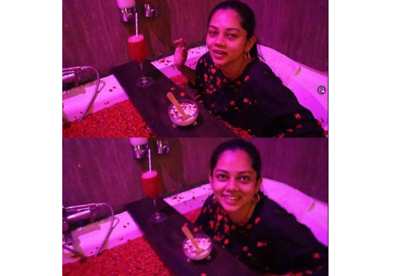 குளியலறையில் இருந்து புகைப்படத்தை வெளியிட்ட அனிதா சம்பத் - ஆடிப்போன ...