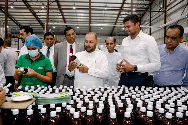 ශ්‍රී ලංකාවේ විශාලතම හා තාක්ෂණයෙන් උසස්ම පොහොර නිෂ්පාදනාගාරය අරඹයි. - පුවත්